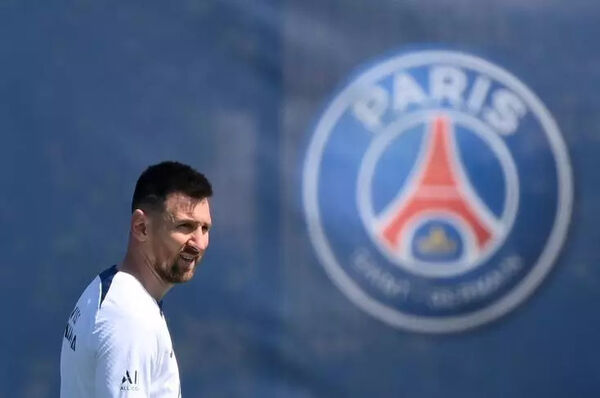 Paris SG : Messi, le chant du départ
