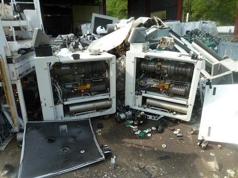 Déchets électriques et électroniques : agir et vite!
