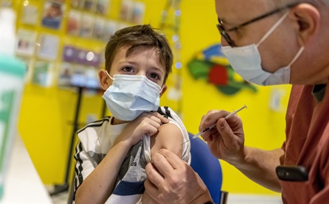 Le vaccin anti-COVID-19 est efficace à 73,2% chez les enfants